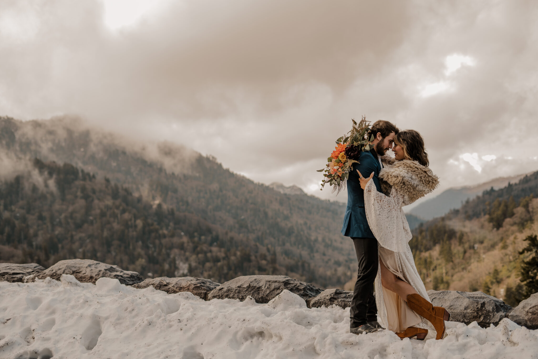 How to Plan an Adventure Elopement - katieashephotography.com
